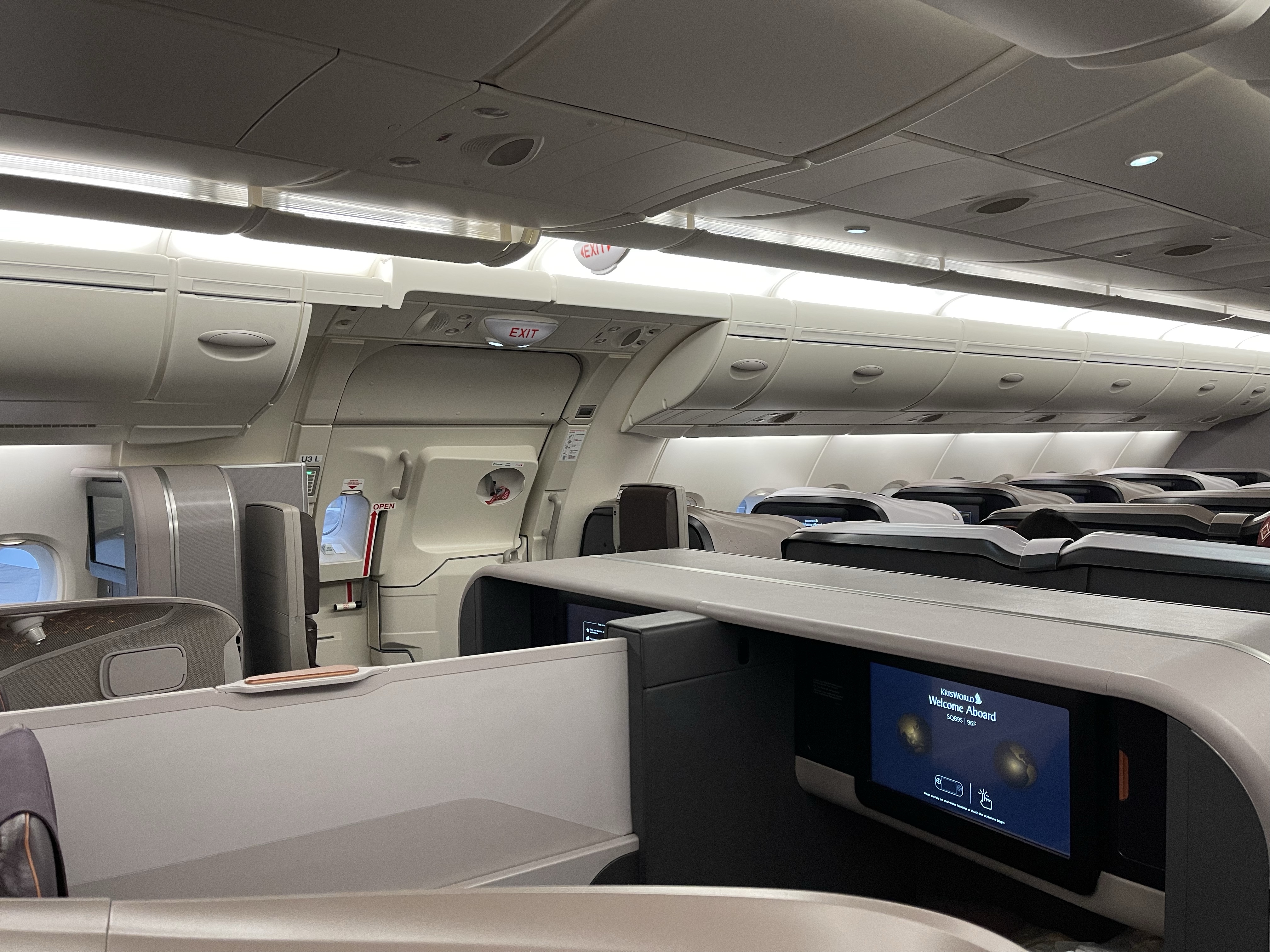 West & East Australia: Singapore Airlines SQ222 A380 Sydney to ...