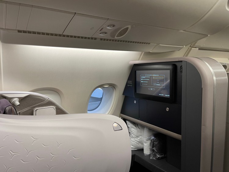 West & East Australia: Singapore Airlines SQ222 A380 Sydney to ...