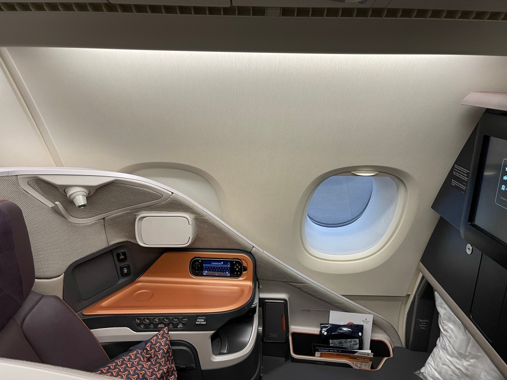 West & East Australia: Singapore Airlines SQ222 A380 Sydney to ...