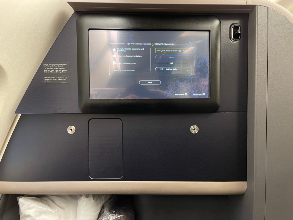 West & East Australia: Singapore Airlines SQ222 A380 Sydney to ...