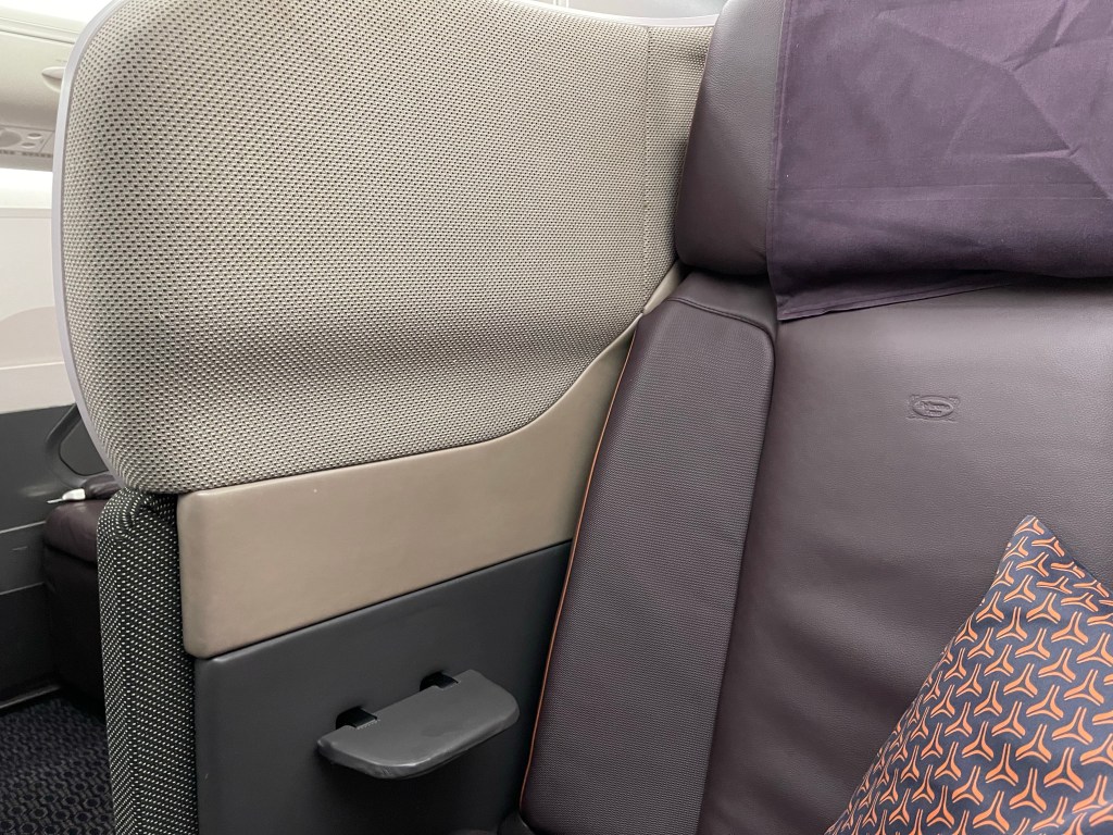 West & East Australia: Singapore Airlines SQ222 A380 Sydney to ...