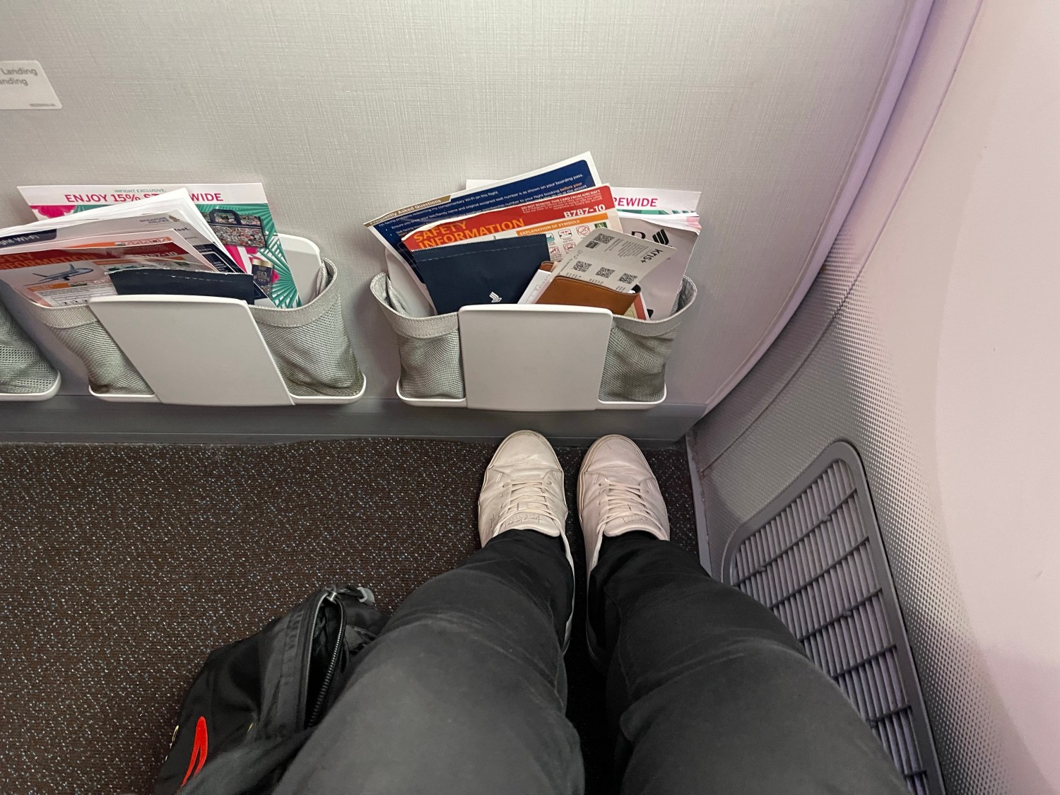 Silks X Taiwan: Singapore Airlines SQ876 787 Singapore to Taipei ...