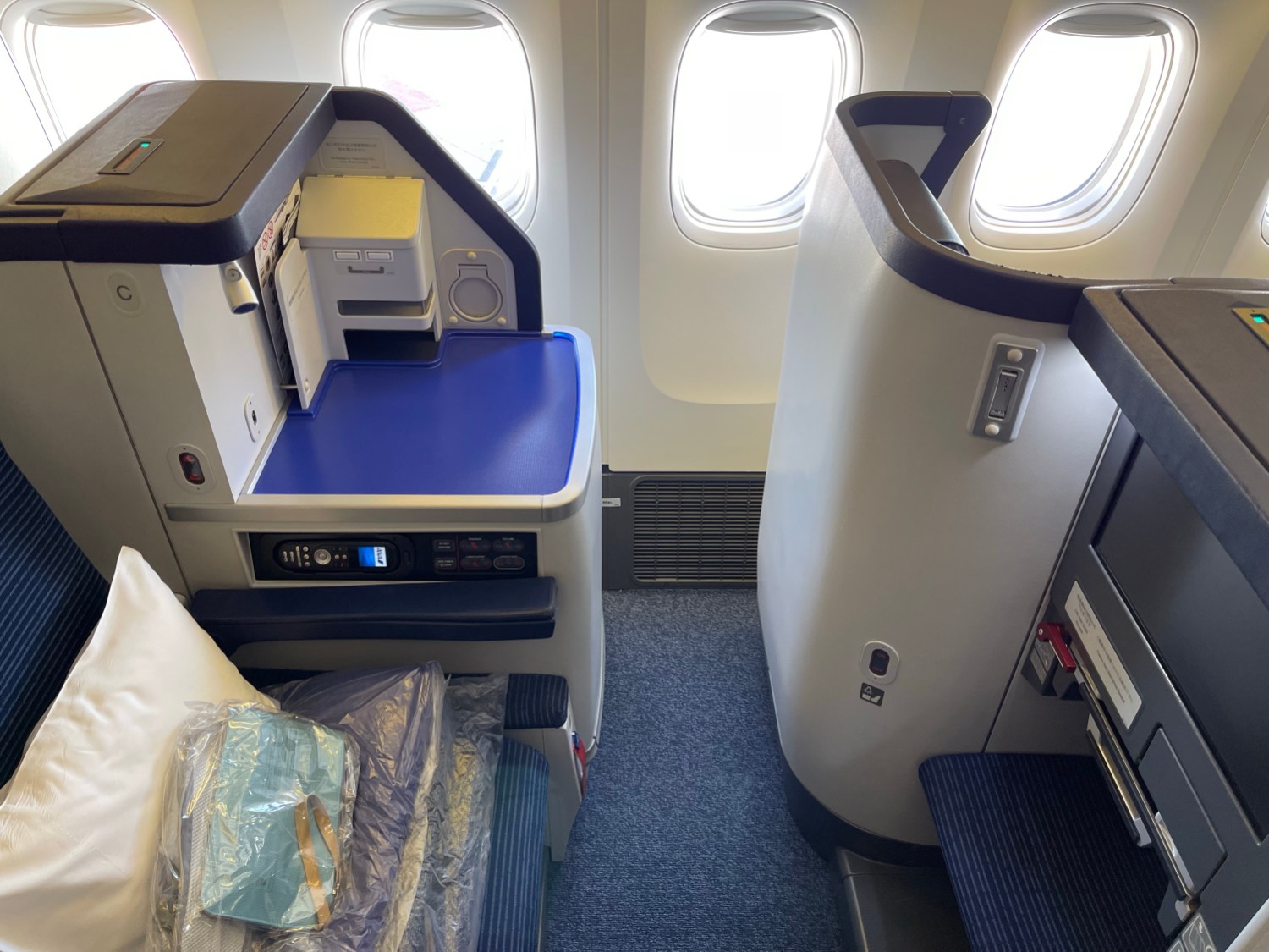 An ANA Present: Air Nippon Airways NH7 777 San Francisco to Tokyo ...