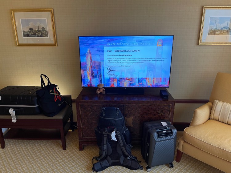 Hello Hong Kong: Conrad Hong Kong Executive Harbour View Room Review